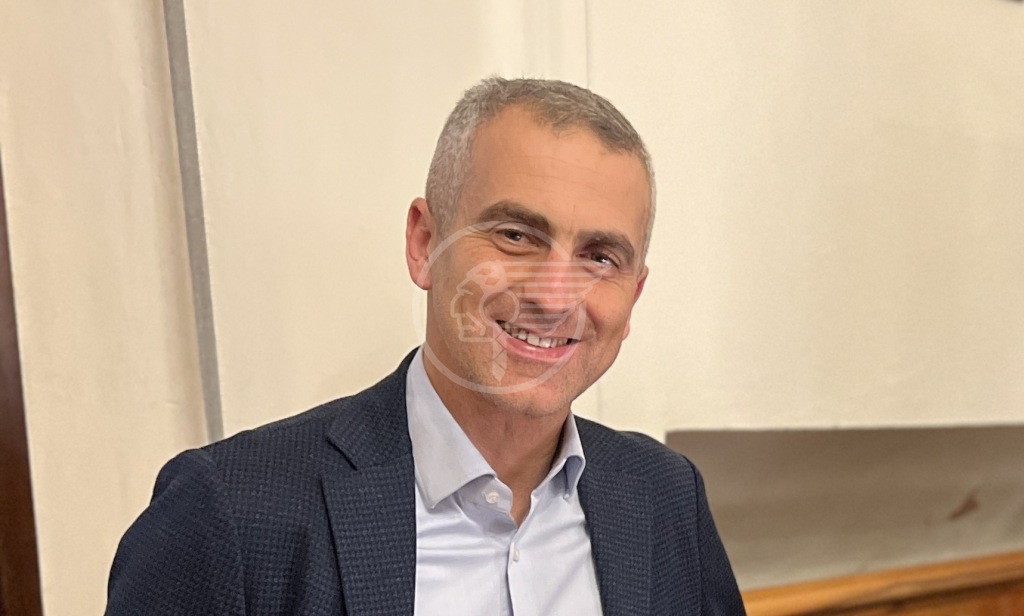 Jamil agli ospiti in vacanza per Ferragosto: "Oggi qui sarete dentro ...